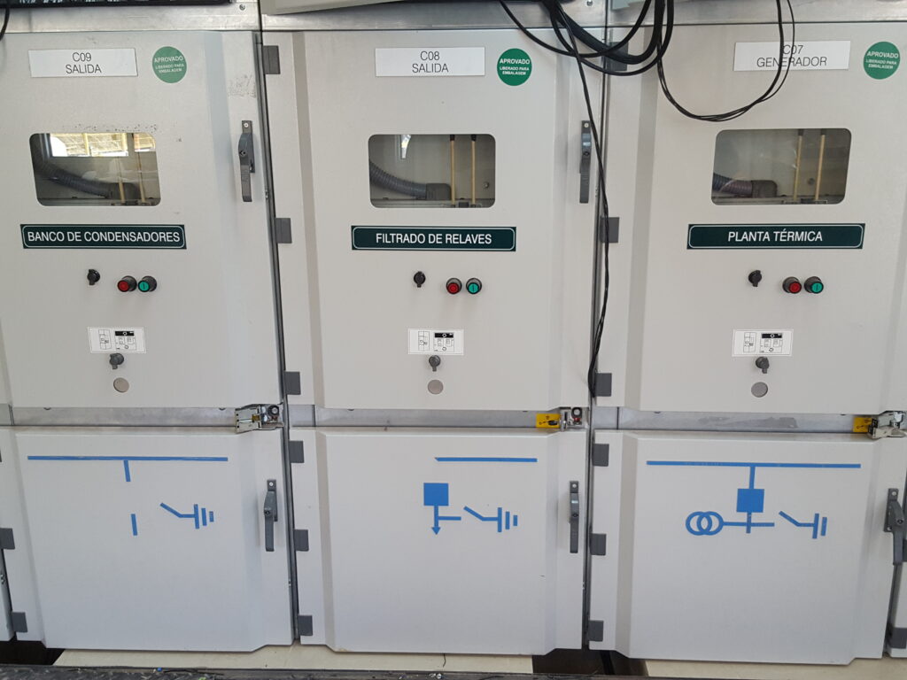 Placas Lamicoides y Mímicos instalados en Tableros de control – Metal ...